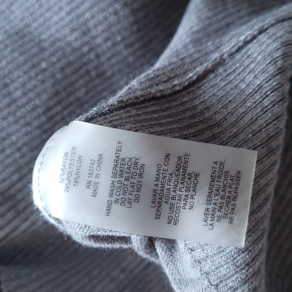 Aaeda | Sweaters | Aaeda Colorblock Sweater | Poshmark